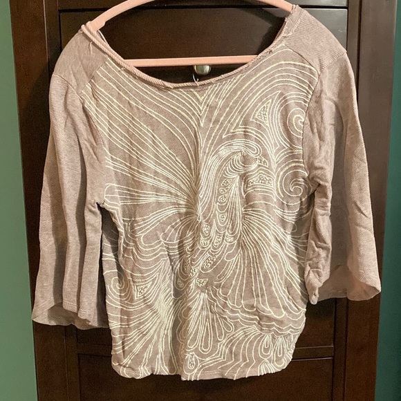 Anthropologie | Tops | Anthropologie Akemi Kin Pink W White Peacock Off ...